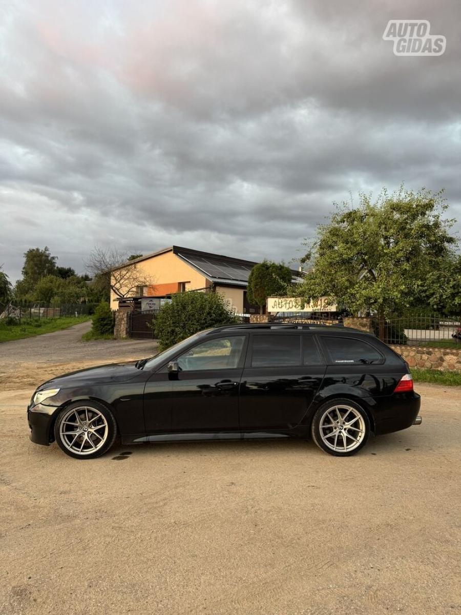 Melns BMW 530 2006 Viļņa, ar dzinēja tilpumu 3.00 L un nobraukumu 344 tūkst. km par 3800 €, foto 5 vietnē AUTOMOTO.COM.LV
