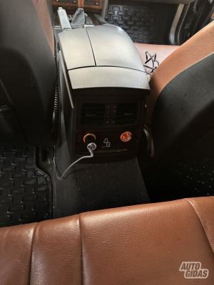 Melns BMW 530 2006 Viļņa, ar dzinēja tilpumu 3.00 L un nobraukumu 344 tūkst. km par 3800 €, foto 17 vietnē AUTOMOTO.COM.LV