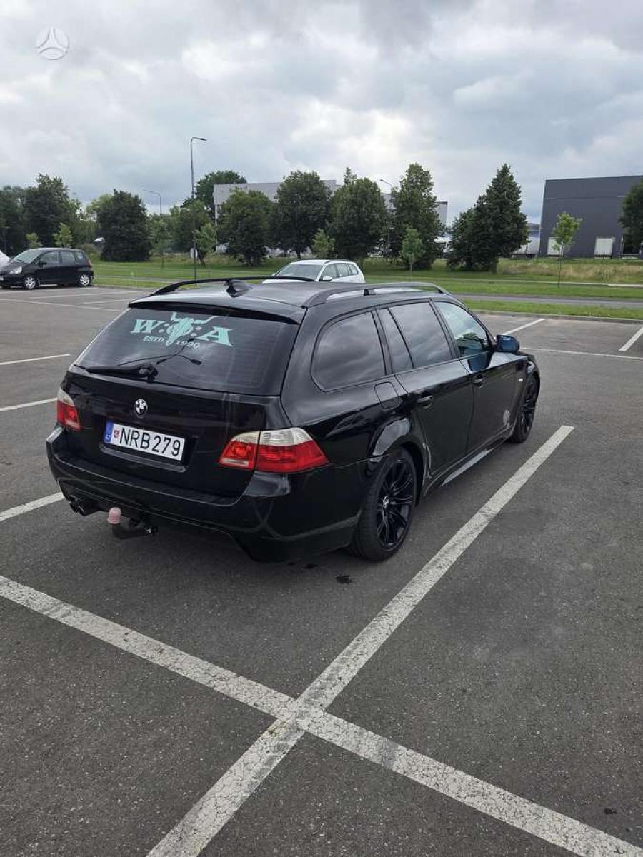 Melns BMW 530 2006 Kauņa, ar dzinēja tilpumu 2.50 L un nobraukumu 261 tūkst. km par 3900 €, foto 6 vietnē AUTOMOTO.COM.LV