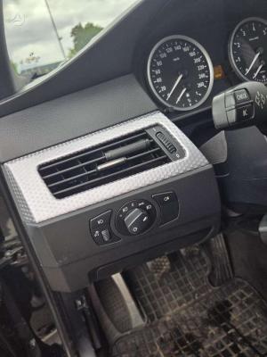 Melns BMW 530 2006 Kauņa, ar dzinēja tilpumu 2.50 L un nobraukumu 261 tūkst. km par 3900 €, foto 14 vietnē AUTOMOTO.COM.LV