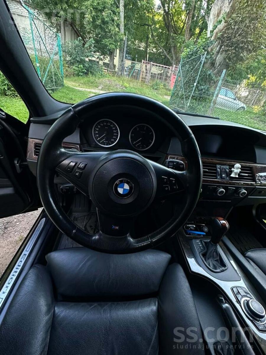 Melns BMW 530 2006 Rēzekne, ar dzinēja tilpumu 3.00 L un nobraukumu 348 tūkst. km par 3650 €, foto 19 vietnē AUTOMOTO.COM.LV