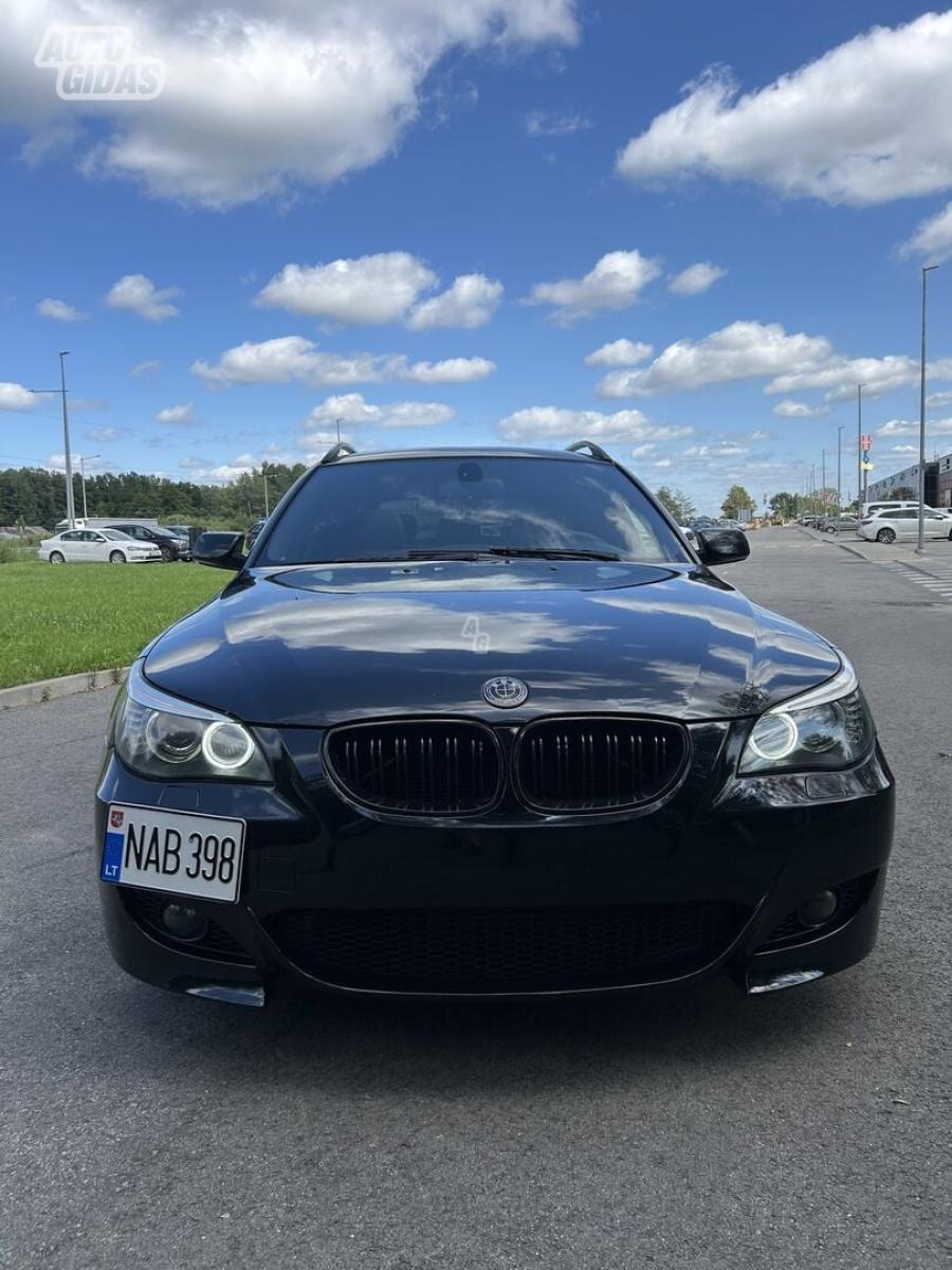 Black BMW 530 2006 in Kaunas, with an engine capacity of 3.00 L and mileage of 345 thousand km for 4750 €, photo 3 on AUTOMOTO.COM.LV