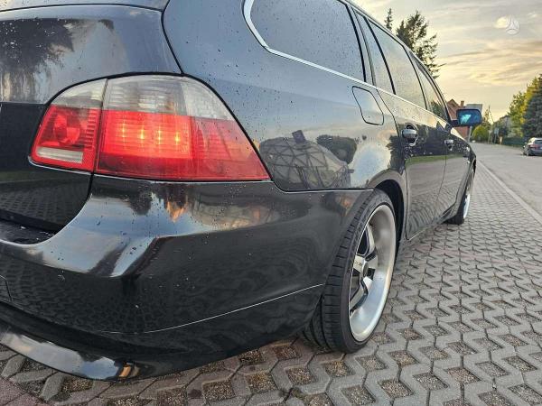 Black BMW 530 2006 in Kaunas, with an engine capacity of 2.99 L and mileage of 390 thousand km for 2250 €, photo 7 on AUTOMOTO.COM.LV