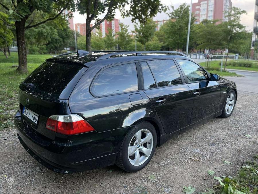 Melns BMW 530 2006 Viļņa, ar dzinēja tilpumu 2.99 L un nobraukumu 277 tūkst. km par 2800 €, foto 5 vietnē AUTOMOTO.COM.LV