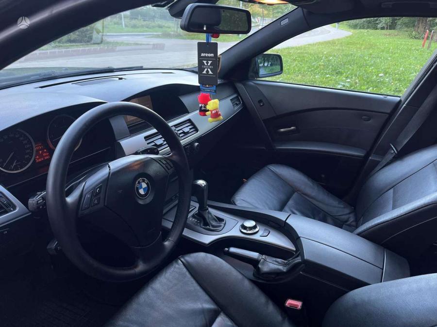 Black BMW 530 2006 in Vilnius, with an engine capacity of 2.99 L and mileage of 277 thousand km for 2800 €, photo 8 on AUTOMOTO.COM.LV
