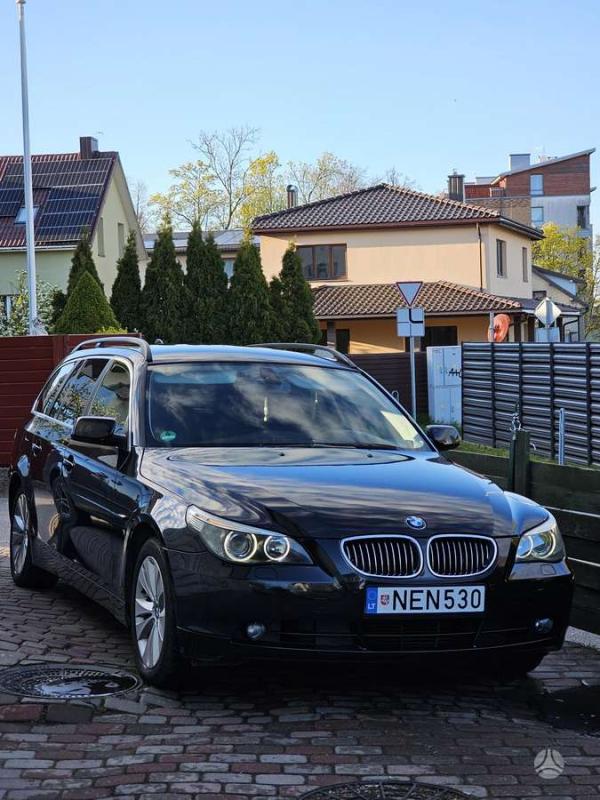 Черный БМВ 530 2006 в Клайпеда, объемом двигателя 2.99 л и пробегом 329 тыс. км за 3150 €, фото 1 на AUTOMOTO.COM.LV