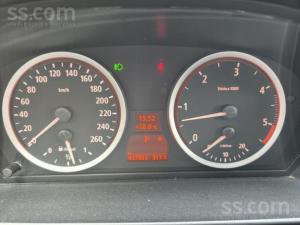 Melns BMW 530 2006 Rīga, ar dzinēja tilpumu 3.00 L un nobraukumu 438 tūkst. km par 3200 €, foto 7 vietnē AUTOMOTO.COM.LV