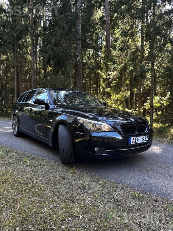 Melns BMW 530 2007 Daugavpils, ar dzinēja tilpumu 3.00 L un nobraukumu 346 tūkst. km par 4900 €, foto 2 vietnē AUTOMOTO.COM.LV