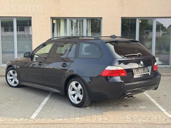 Black BMW 530 2007 in Jelgava, with an engine capacity of 3.00 L and mileage of 283 thousand km for 5950 €, photo 6 on AUTOMOTO.COM.LV