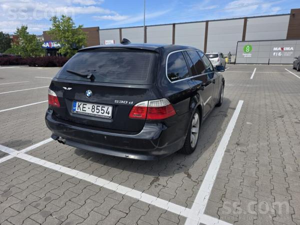 Black BMW 530 2007 in Riga, with an engine capacity of 3.00 L and mileage of 360 thousand km for 4400 €, photo 3 on AUTOMOTO.COM.LV