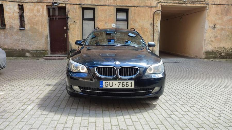 Melns BMW 530 2007 Bauska, ar dzinēja tilpumu 3.00 L un nobraukumu 34 tūkst. km par 3500 €, foto 1 vietnē AUTOMOTO.COM.LV
