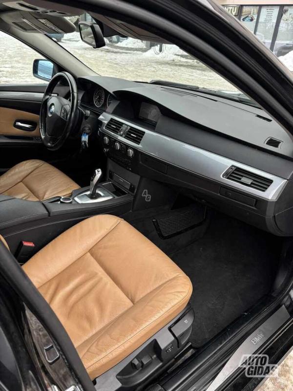 Melns BMW 530 2007 Kauņa, ar dzinēja tilpumu 2.50 L un nobraukumu 280 tūkst. km par 3650 €, foto 10 vietnē AUTOMOTO.COM.LV