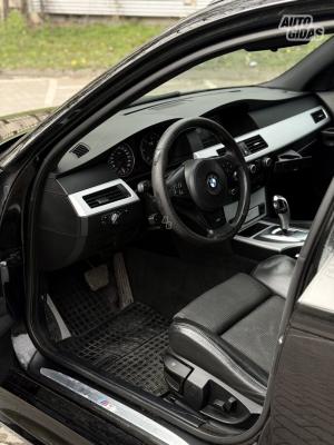 Melns BMW 530 2007 Viļņa, ar dzinēja tilpumu 3.00 L un nobraukumu 400 tūkst. km par 4850 €, foto 6 vietnē AUTOMOTO.COM.LV