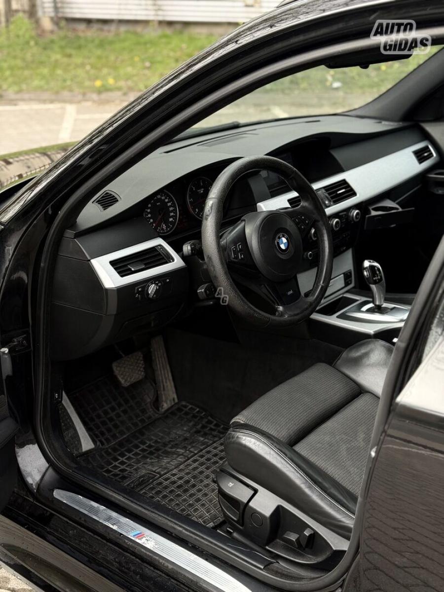 Melns BMW 530 2007 Viļņa, ar dzinēja tilpumu 3.00 L un nobraukumu 400 tūkst. km par 4850 €, foto 6 vietnē AUTOMOTO.COM.LV