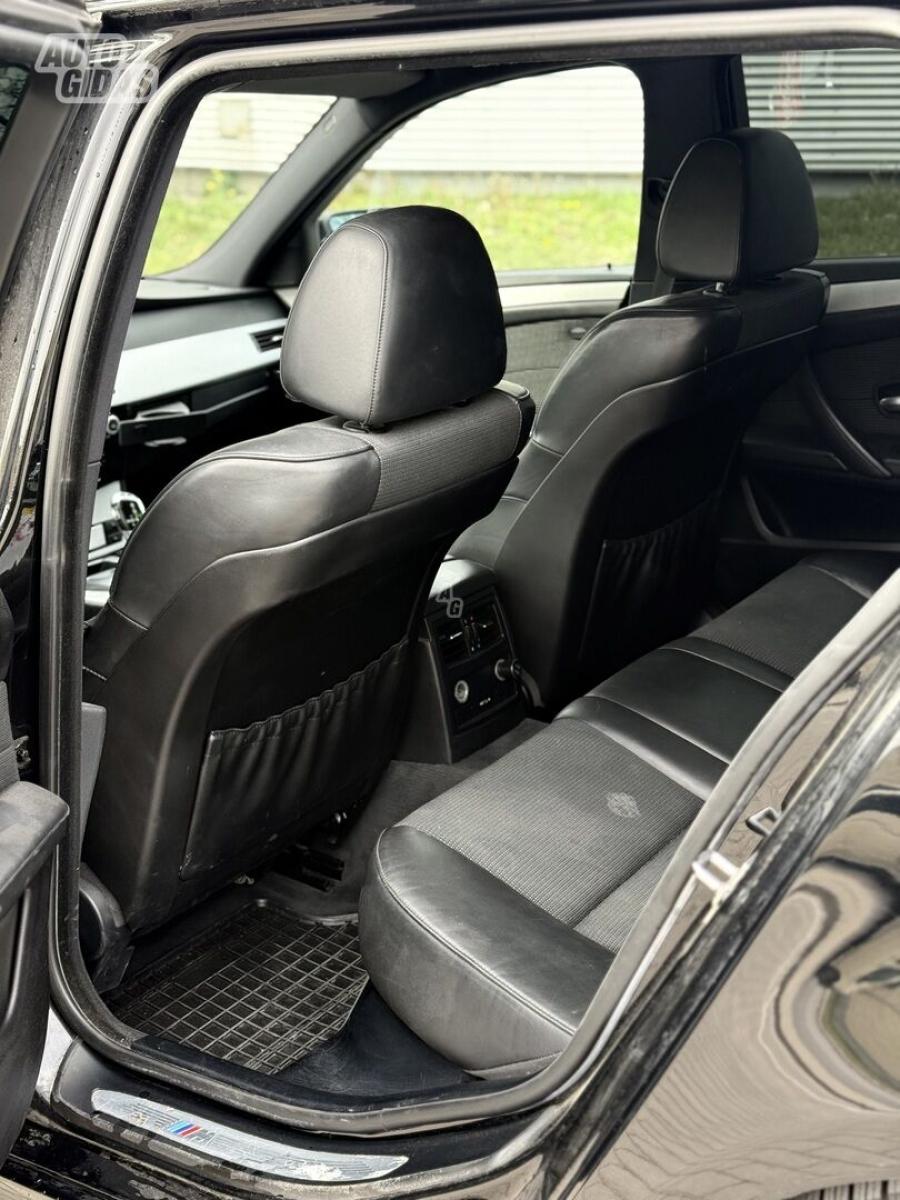 Melns BMW 530 2007 Viļņa, ar dzinēja tilpumu 3.00 L un nobraukumu 400 tūkst. km par 4850 €, foto 10 vietnē AUTOMOTO.COM.LV