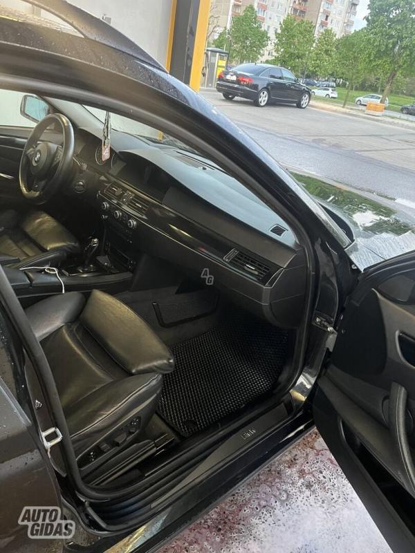 Melns BMW 530 2007 Viļņa, ar dzinēja tilpumu 3.00 L un nobraukumu 550 tūkst. km par 4880 €, foto 8 vietnē AUTOMOTO.COM.LV