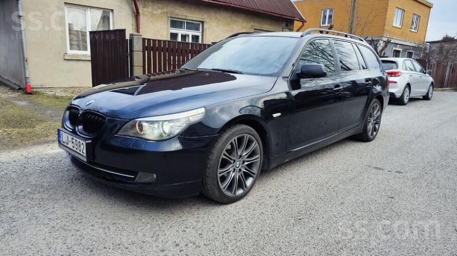 Black BMW 530 2007 in Riga, with an engine capacity of 3.00 L and mileage of 474 thousand km for 2950 €, photo 1 on AUTOMOTO.COM.LV
