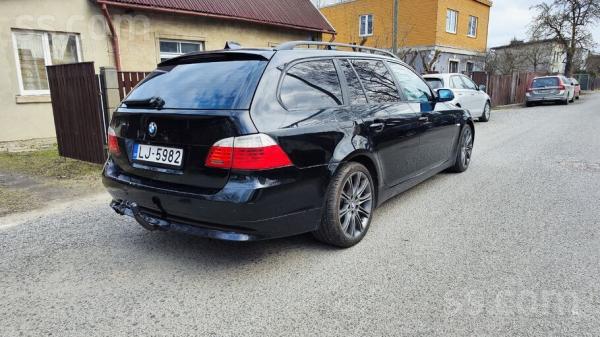 Black BMW 530 2007 in Riga, with an engine capacity of 3.00 L and mileage of 474 thousand km for 2950 €, photo 5 on AUTOMOTO.COM.LV