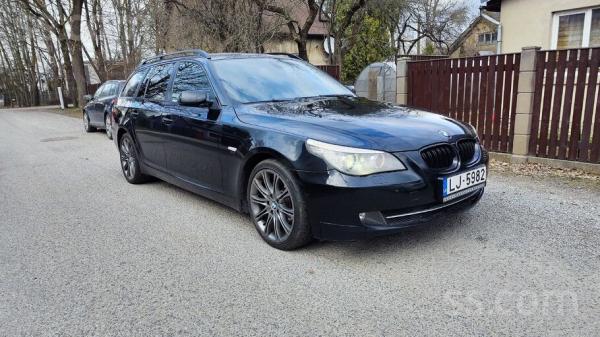 Black BMW 530 2007 in Riga, with an engine capacity of 3.00 L and mileage of 474 thousand km for 2950 €, photo 7 on AUTOMOTO.COM.LV