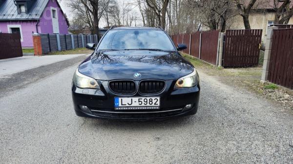Black BMW 530 2007 in Riga, with an engine capacity of 3.00 L and mileage of 474 thousand km for 2950 €, photo 8 on AUTOMOTO.COM.LV
