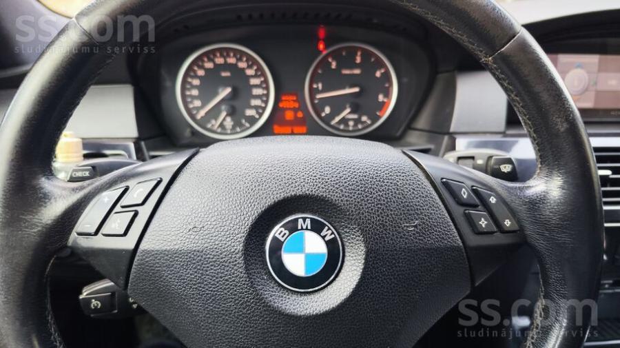 Black BMW 530 2007 in Riga, with an engine capacity of 3.00 L and mileage of 474 thousand km for 2950 €, photo 14 on AUTOMOTO.COM.LV