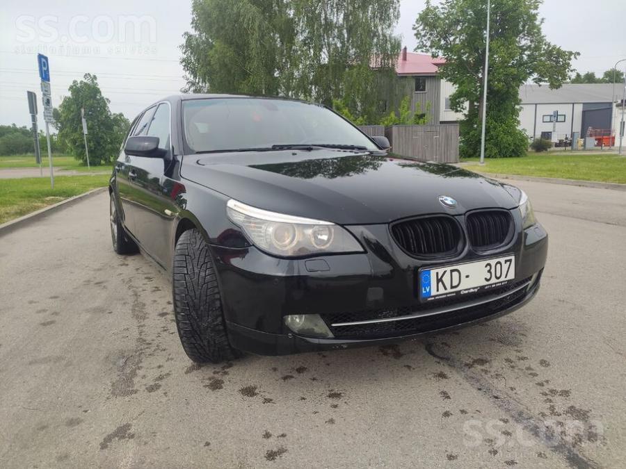 Melns BMW 530 2007 Jelgava, ar dzinēja tilpumu 3.00 L un nobraukumu 348 tūkst. km par 4950 €, foto 1 vietnē AUTOMOTO.COM.LV