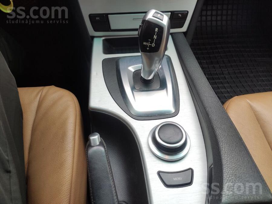 Melns BMW 530 2007 Jelgava, ar dzinēja tilpumu 3.00 L un nobraukumu 348 tūkst. km par 4950 €, foto 4 vietnē AUTOMOTO.COM.LV