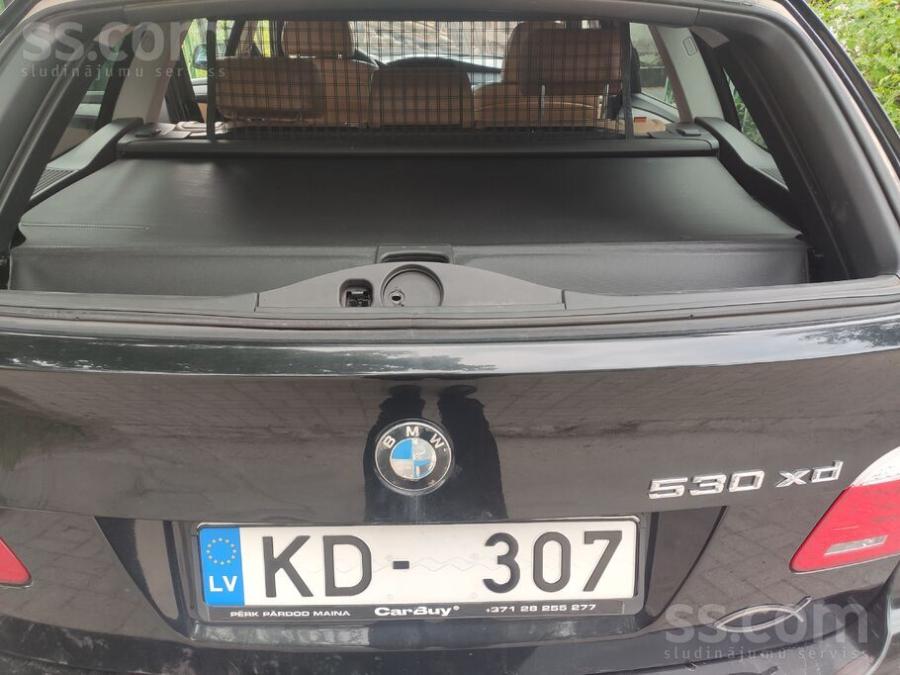Melns BMW 530 2007 Jelgava, ar dzinēja tilpumu 3.00 L un nobraukumu 348 tūkst. km par 4950 €, foto 9 vietnē AUTOMOTO.COM.LV
