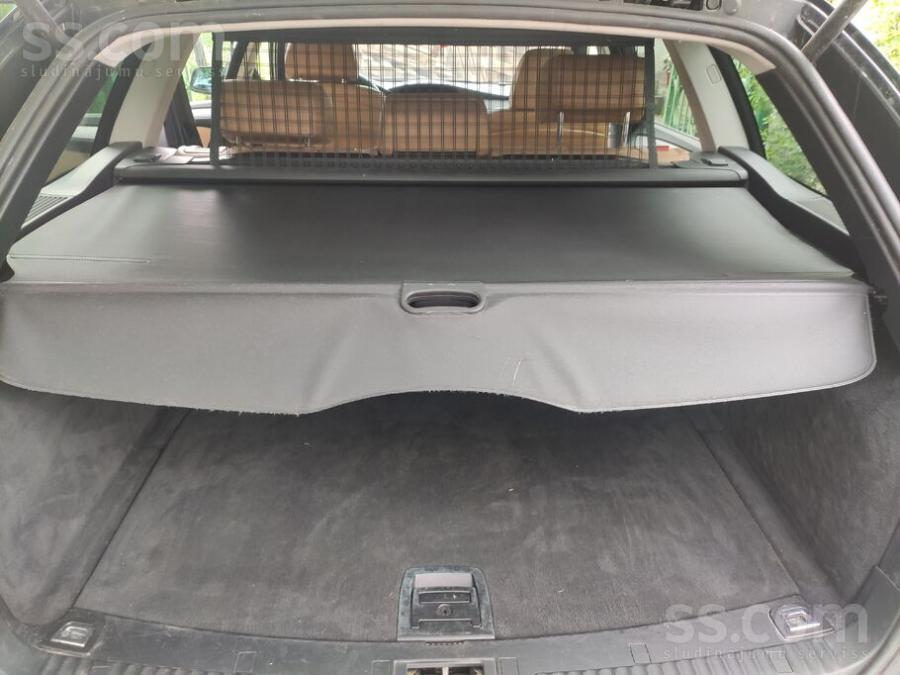 Melns BMW 530 2007 Jelgava, ar dzinēja tilpumu 3.00 L un nobraukumu 348 tūkst. km par 4950 €, foto 10 vietnē AUTOMOTO.COM.LV