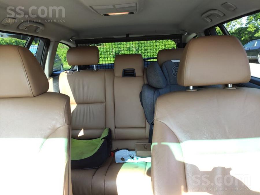Melns BMW 530 2007 Jelgava, ar dzinēja tilpumu 3.00 L un nobraukumu 348 tūkst. km par 3490 €, foto 12 vietnē AUTOMOTO.COM.LV