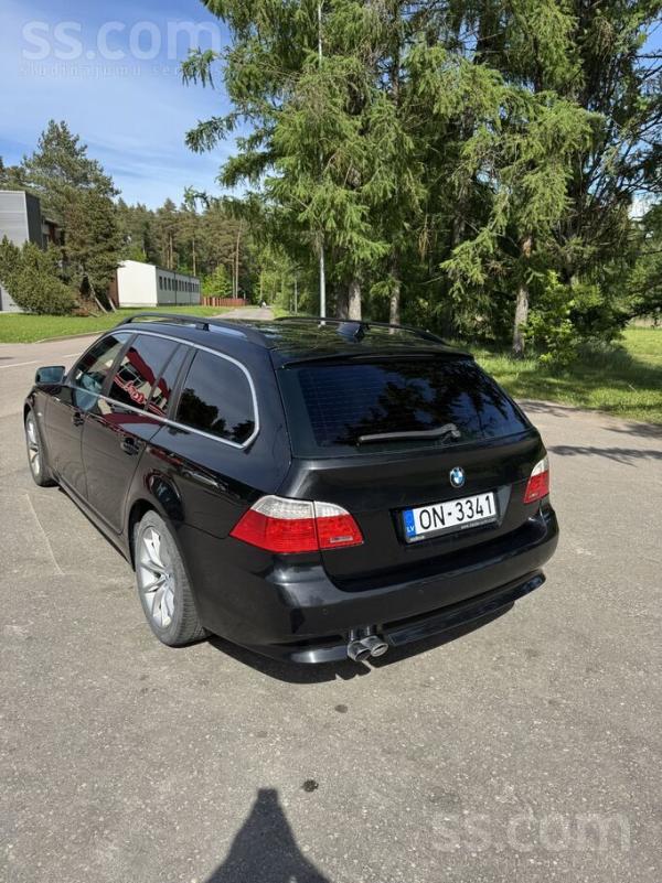 Black BMW 530 2007 in Riga, with an engine capacity of 3.00 L and mileage of 356 thousand km for 4700 €, photo 3 on AUTOMOTO.COM.LV