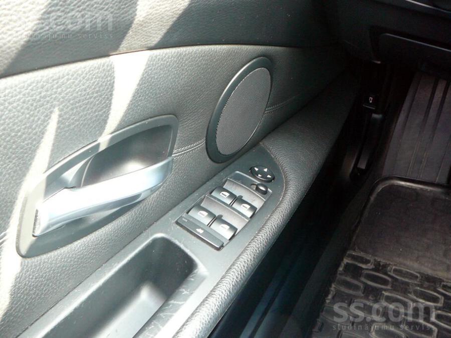 Melns BMW 530 2007 Cēsis, ar dzinēja tilpumu 3.00 L un nobraukumu 0 tūkst. km par 4990 €, foto 16 vietnē AUTOMOTO.COM.LV