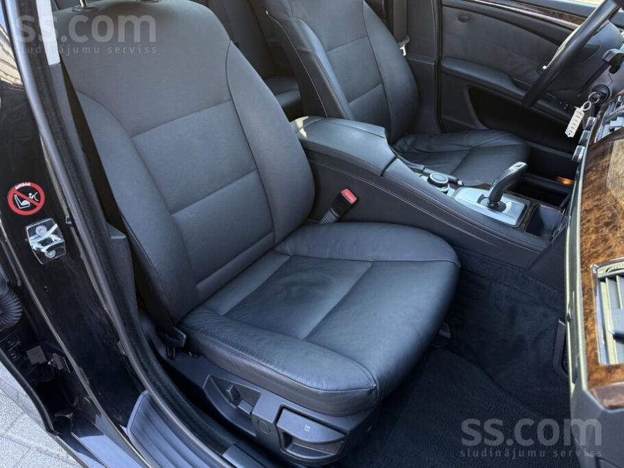 Melns BMW 530 2007 Jūrmala, ar dzinēja tilpumu 3.00 L un nobraukumu 0 tūkst. km par 5350 €, foto 19 vietnē AUTOMOTO.COM.LV