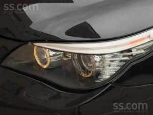 Melns BMW 530 2007 Jelgava, ar dzinēja tilpumu 3.00 L un nobraukumu 292 tūkst. km par 7350 €, foto 8 vietnē AUTOMOTO.COM.LV