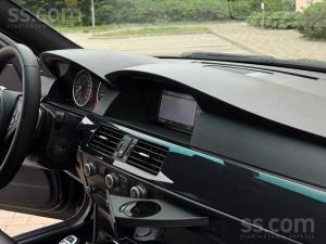 Melns BMW 530 2007 Jelgava, ar dzinēja tilpumu 3.00 L un nobraukumu 292 tūkst. km par 7350 €, foto 16 vietnē AUTOMOTO.COM.LV