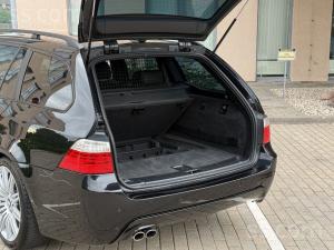 Melns BMW 530 2007 Jelgava, ar dzinēja tilpumu 3.00 L un nobraukumu 292 tūkst. km par 7350 €, foto 21 vietnē AUTOMOTO.COM.LV