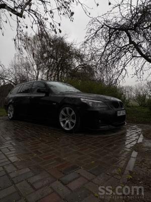 Черный БМВ 530 2007 в Бауска, объемом двигателя 3.00 л и пробегом 377 тыс. км за 3600 €, фото  на AUTOMOTO.COM.LV