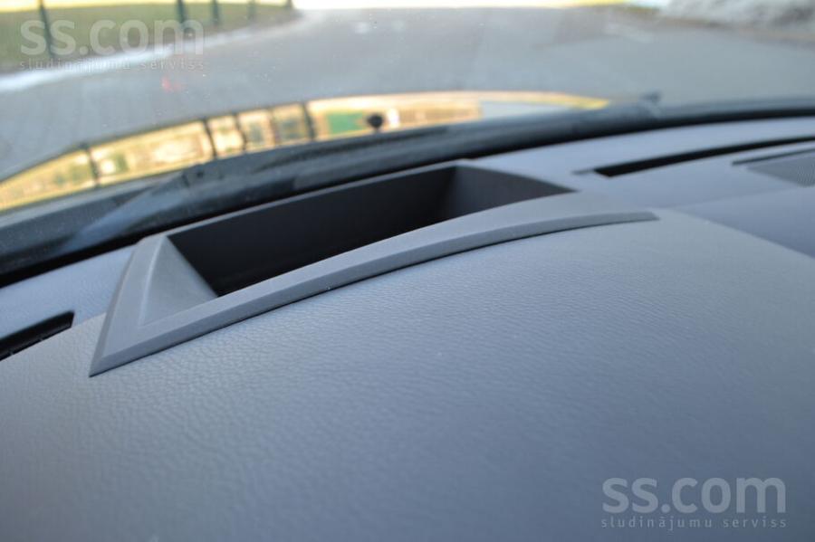 Melns BMW 530 2007 Rīga, ar dzinēja tilpumu 3.00 L un nobraukumu 361 tūkst. km par 6640 €, foto 28 vietnē AUTOMOTO.COM.LV