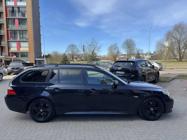 Black BMW 530 2007 in Riga, with an engine capacity of 3.00 L and mileage of 363 thousand km for 5990 €, photo 2 on AUTOMOTO.COM.LV