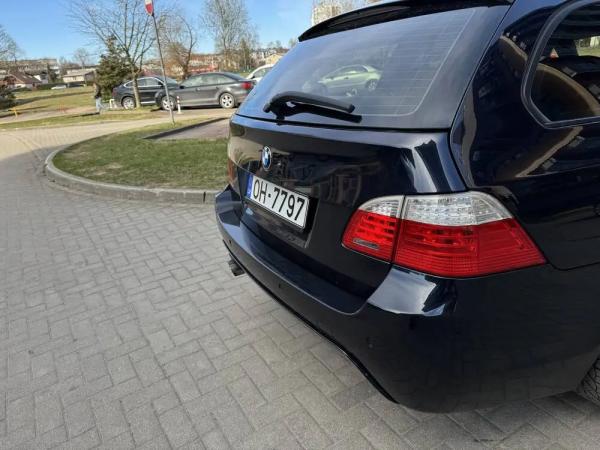 Black BMW 530 2007 in Riga, with an engine capacity of 3.00 L and mileage of 363 thousand km for 5990 €, photo 5 on AUTOMOTO.COM.LV