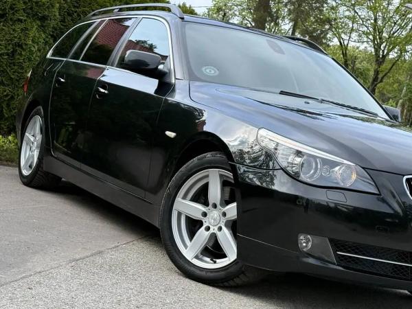 Melns BMW 530 2007 Jūrmala, ar dzinēja tilpumu 3.00 L un nobraukumu 263 tūkst. km par 2550 €, foto 6 vietnē AUTOMOTO.COM.LV
