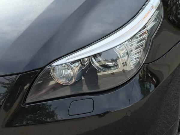 Melns BMW 530 2007 Jūrmala, ar dzinēja tilpumu 3.00 L un nobraukumu 263 tūkst. km par 2550 €, foto 7 vietnē AUTOMOTO.COM.LV