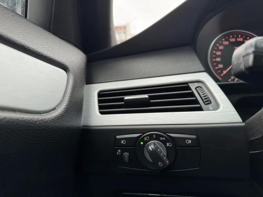 Melns BMW 530 2007 Rīga, ar dzinēja tilpumu 3.00 L un nobraukumu 375 tūkst. km par 4990 €, foto 30 vietnē AUTOMOTO.COM.LV