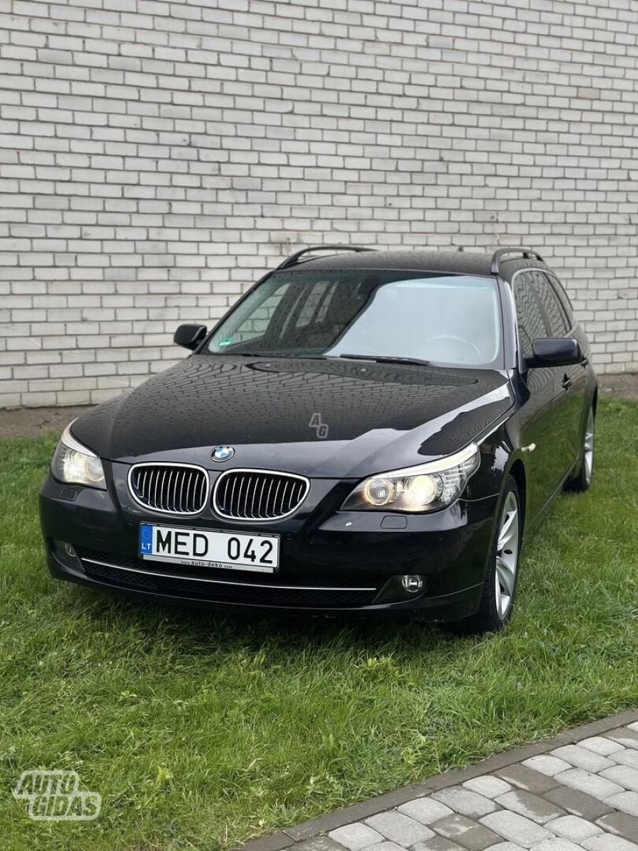 Black BMW 530 2007 in Kaunas, with an engine capacity of 3.00 L and mileage of 300 thousand km for 3700 €, photo 1 on AUTOMOTO.COM.LV