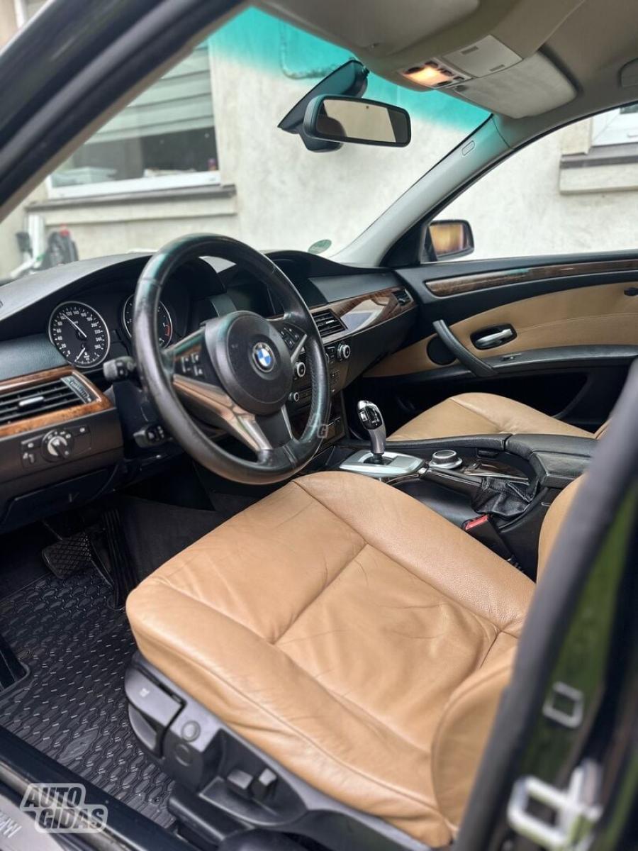 Black BMW 530 2007 in Kaunas, with an engine capacity of 3.00 L and mileage of 300 thousand km for 3700 €, photo 14 on AUTOMOTO.COM.LV