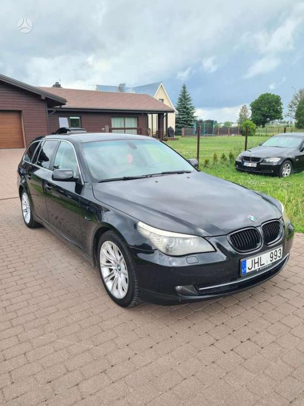 Black BMW 530 2007 in Kaisiadorys, with an engine capacity of 2.99 L and mileage of 369 thousand km for 4150 €, photo 1 on AUTOMOTO.COM.LV