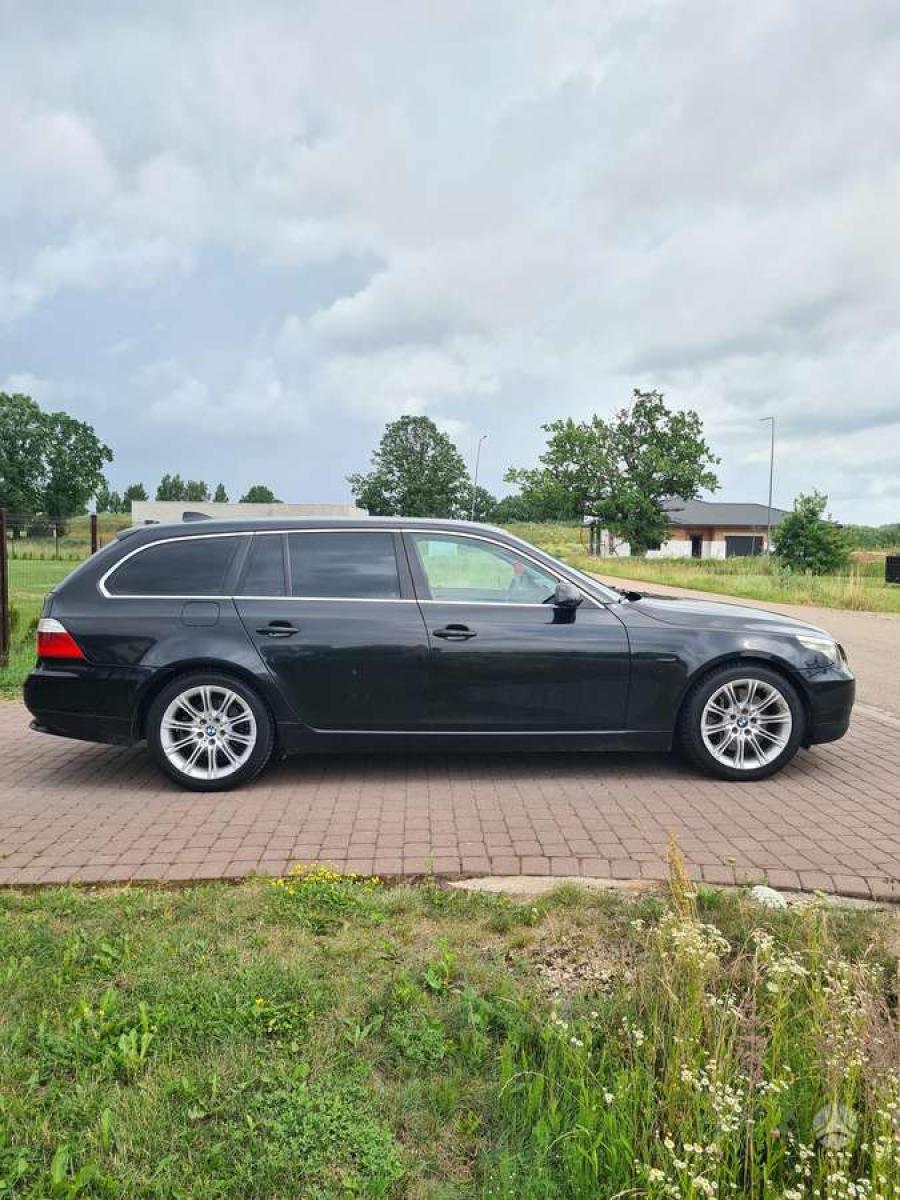 Black BMW 530 2007 in Kaisiadorys, with an engine capacity of 2.99 L and mileage of 369 thousand km for 4150 €, photo 7 on AUTOMOTO.COM.LV