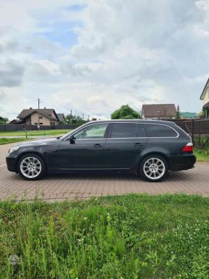 Black BMW 530 2007 in Kaisiadorys, with an engine capacity of 2.99 L and mileage of 369 thousand km for 4150 €, photo 8 on AUTOMOTO.COM.LV