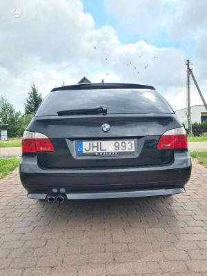 Black BMW 530 2007 in Kaisiadorys, with an engine capacity of 2.99 L and mileage of 369 thousand km for 4150 €, photo 11 on AUTOMOTO.COM.LV
