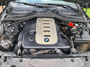 Black BMW 530 2007 in Kaisiadorys, with an engine capacity of 2.99 L and mileage of 369 thousand km for 4150 €, photo 26 on AUTOMOTO.COM.LV